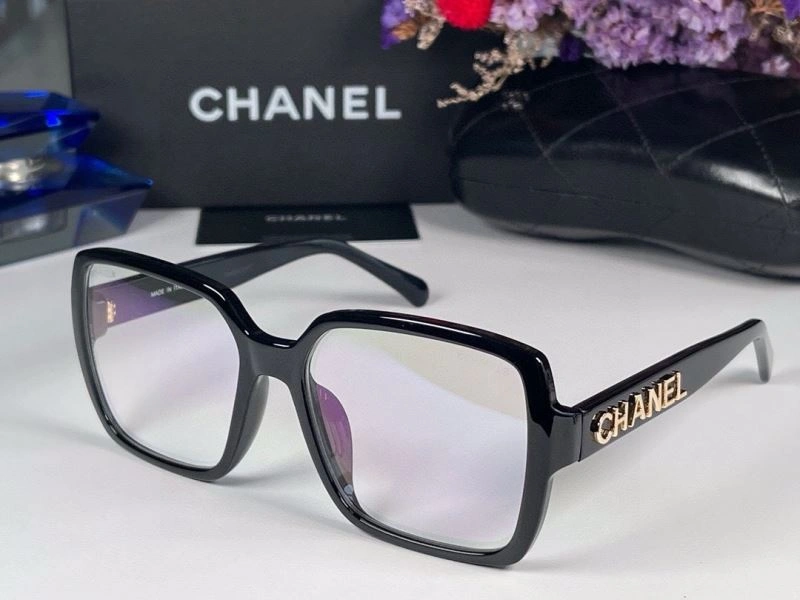 Accurate model Chanel Sunglasses