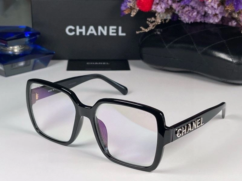 Accurate model Chanel Sunglasses