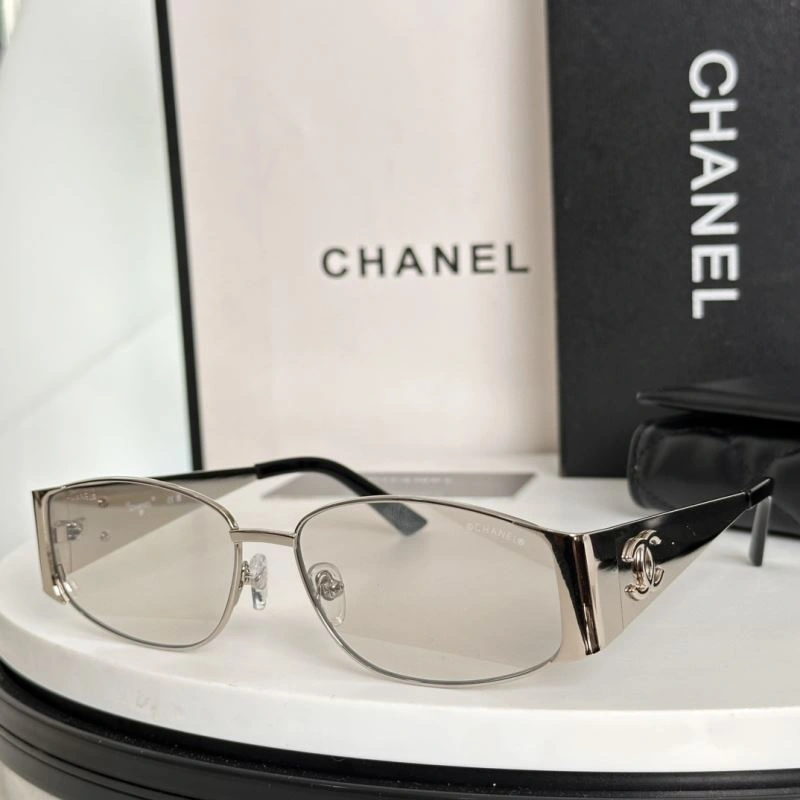 Low-cost Chanel Sunglasses