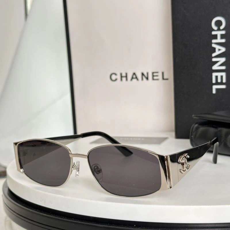Low-cost Chanel Sunglasses