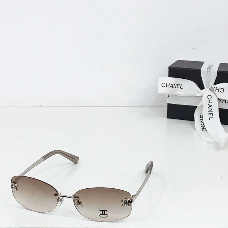 Low-cost Chanel Sunglasses