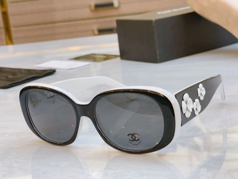 Top match Chanel Sunglasses