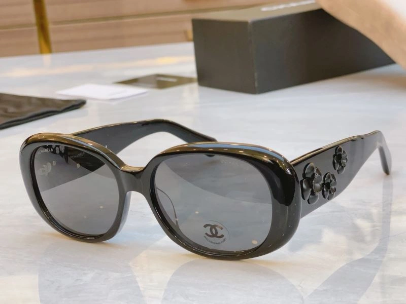 Top match Chanel Sunglasses