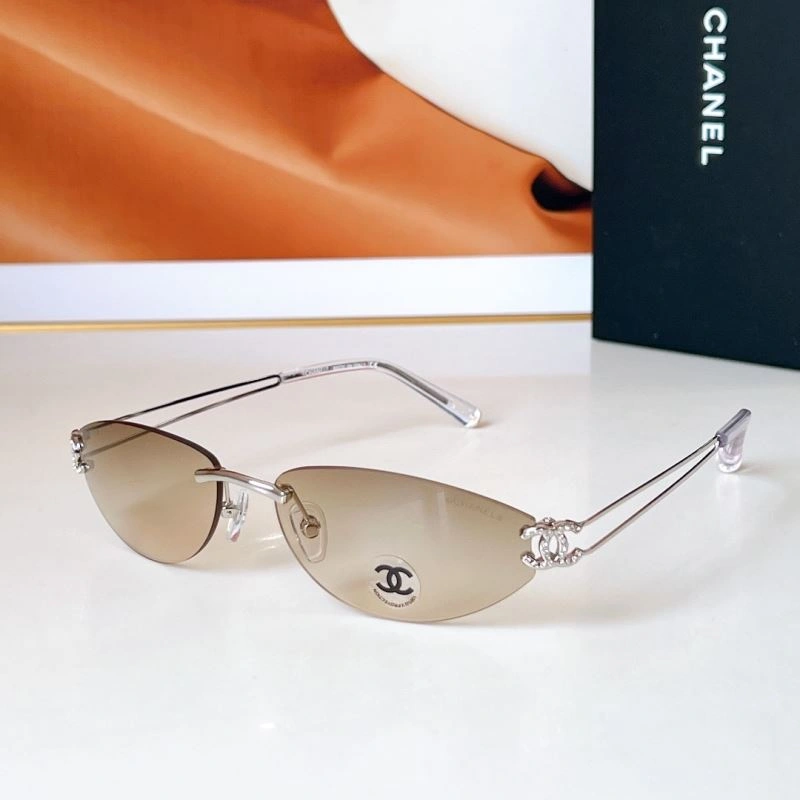 Exact replica Chanel Sunglasses