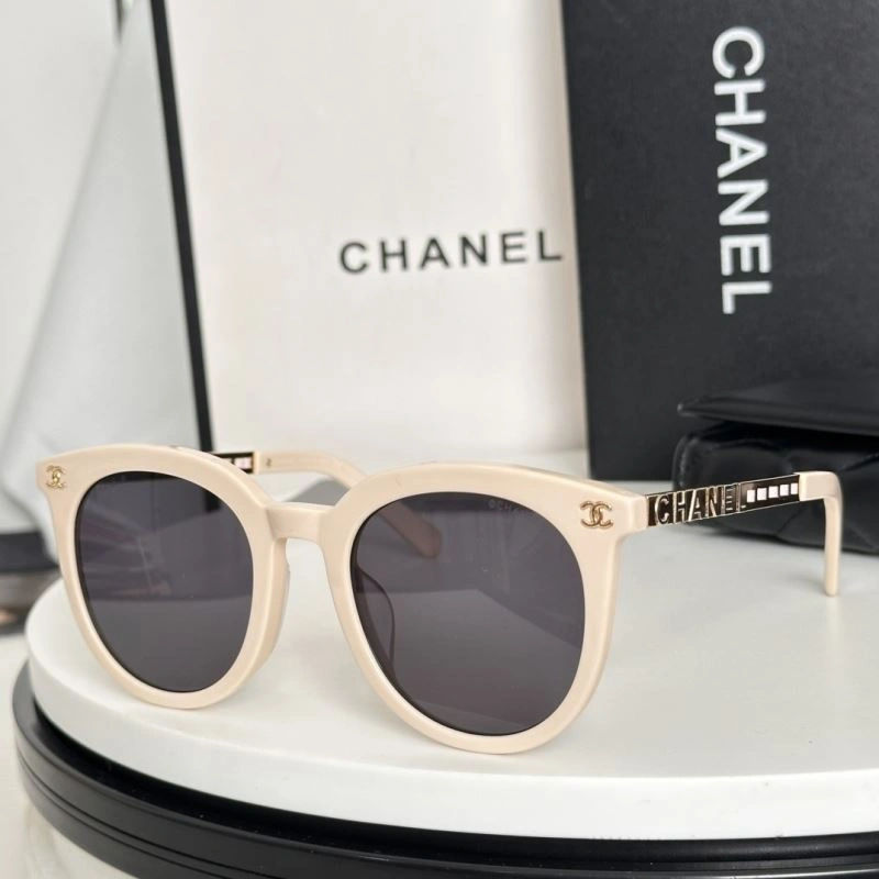Cut-rate Chanel Sunglasses