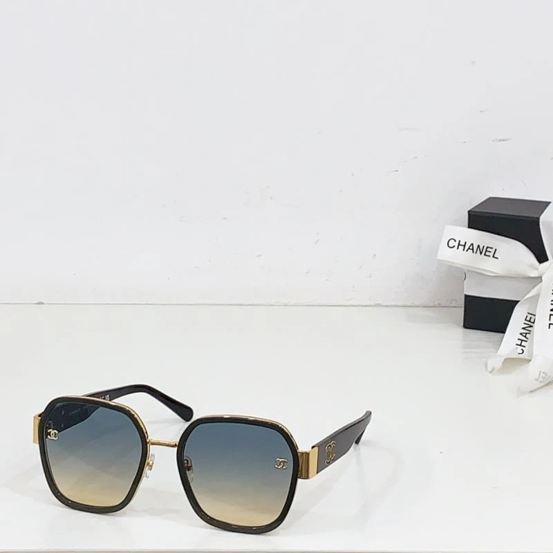 Top match Chanel Sunglasses