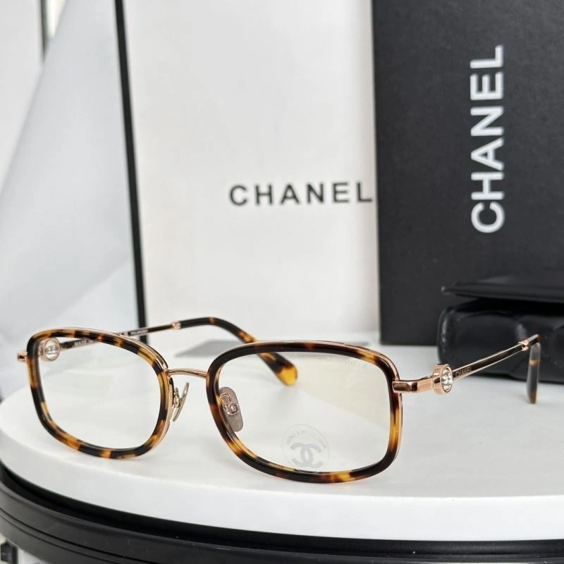 Low-cost Chanel Sunglasses
