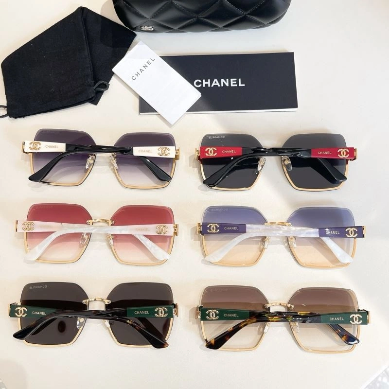 Top mirror Chanel Sunglasses
