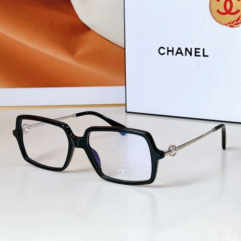 Top mirror Chanel Sunglasses