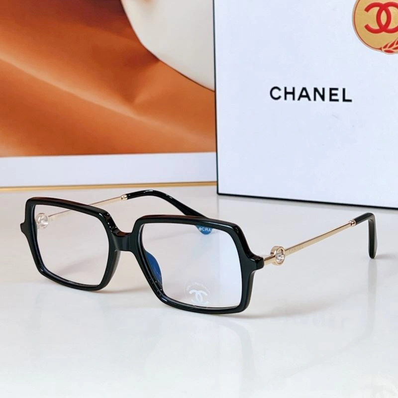 Top mirror Chanel Sunglasses