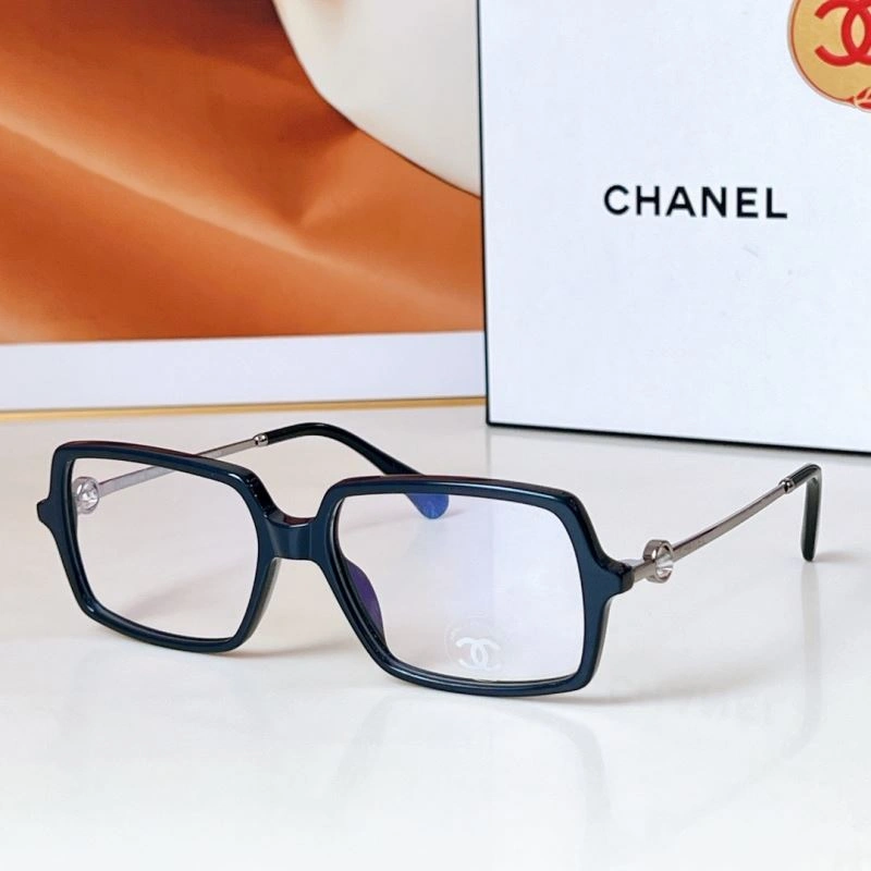 Top mirror Chanel Sunglasses
