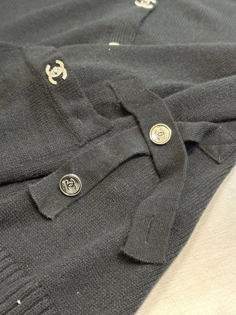 Brand-original Chanel Sweaters