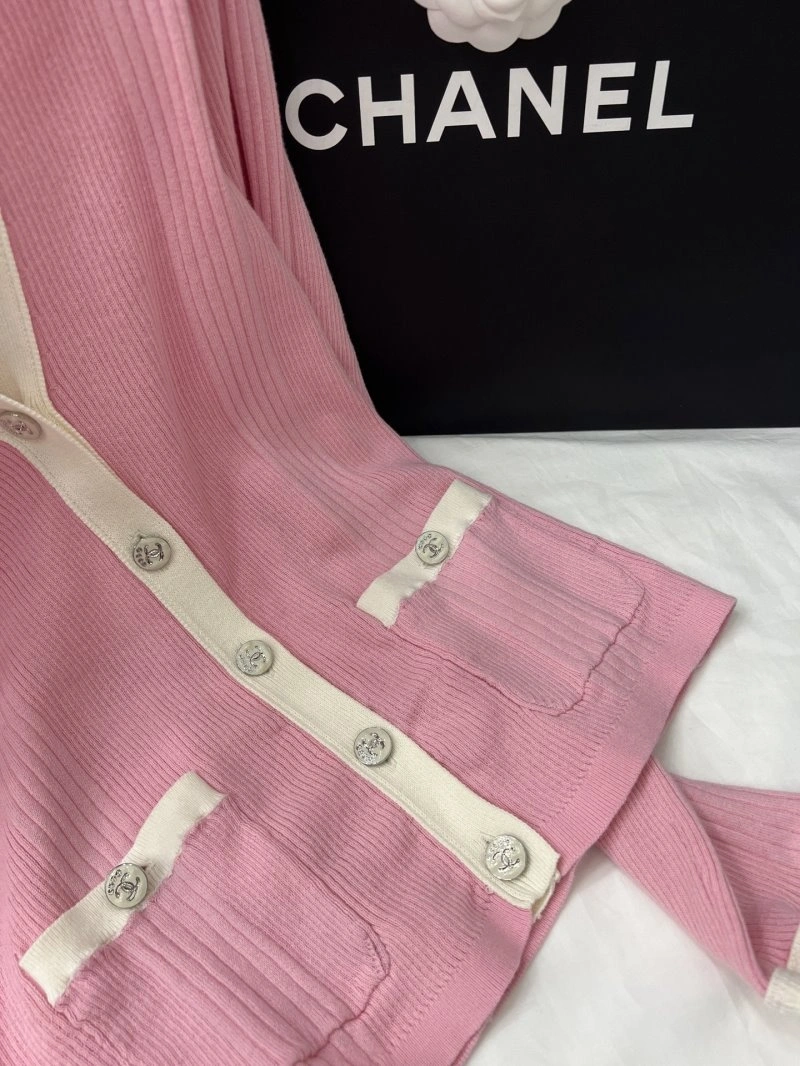 Exact replica Chanel Sweaters