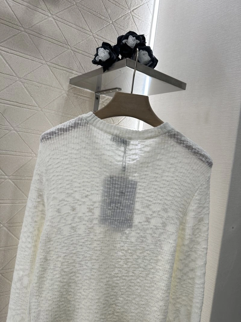 Bargain Chanel Sweaters