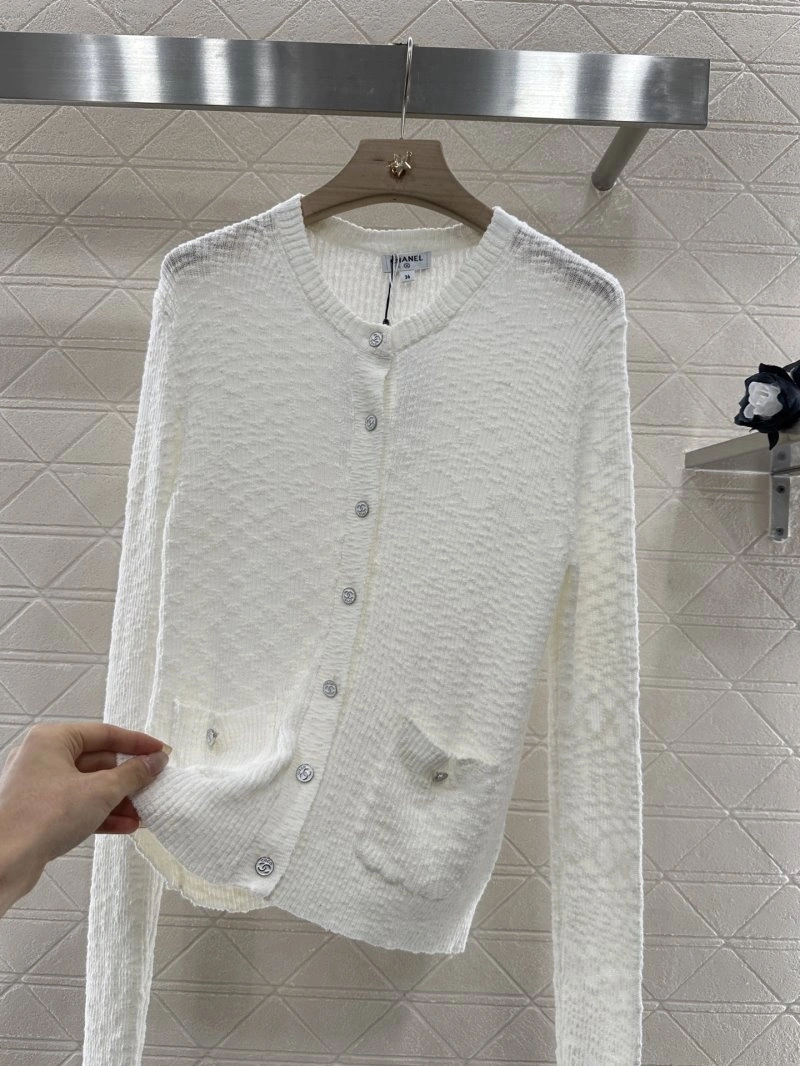 Bargain Chanel Sweaters