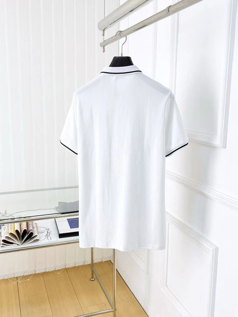 Low-cost Chanel T-Shirts