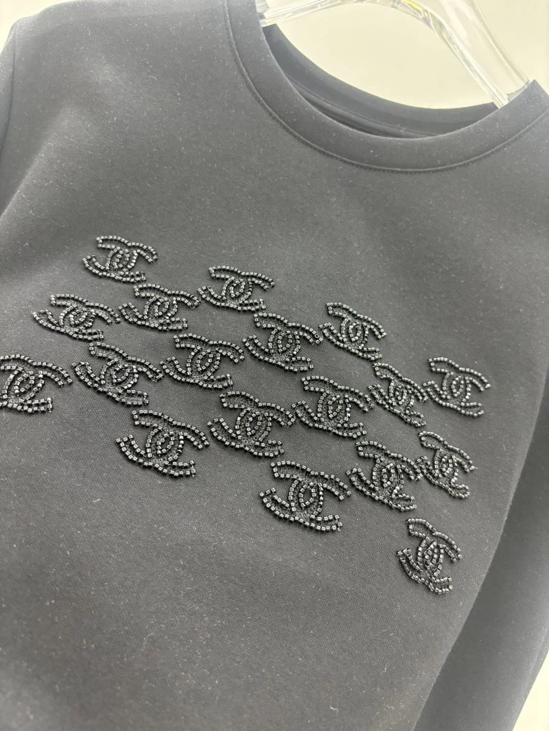 Top mirror Chanel T-Shirts