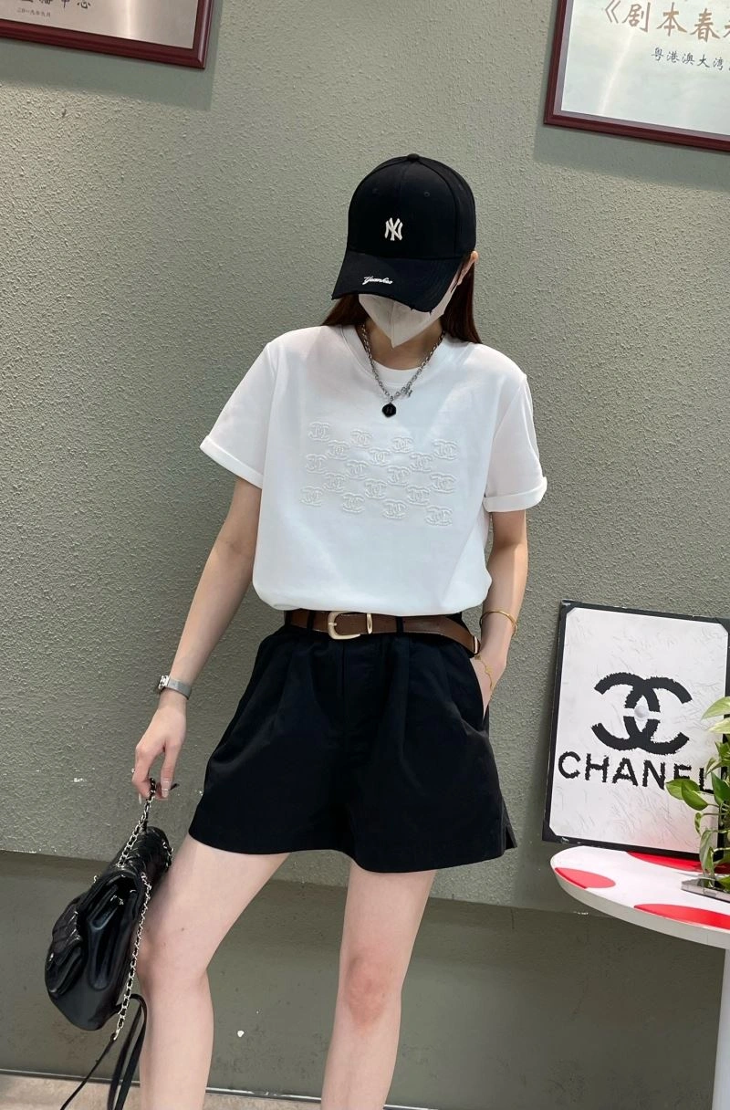 Top mirror Chanel T-Shirts