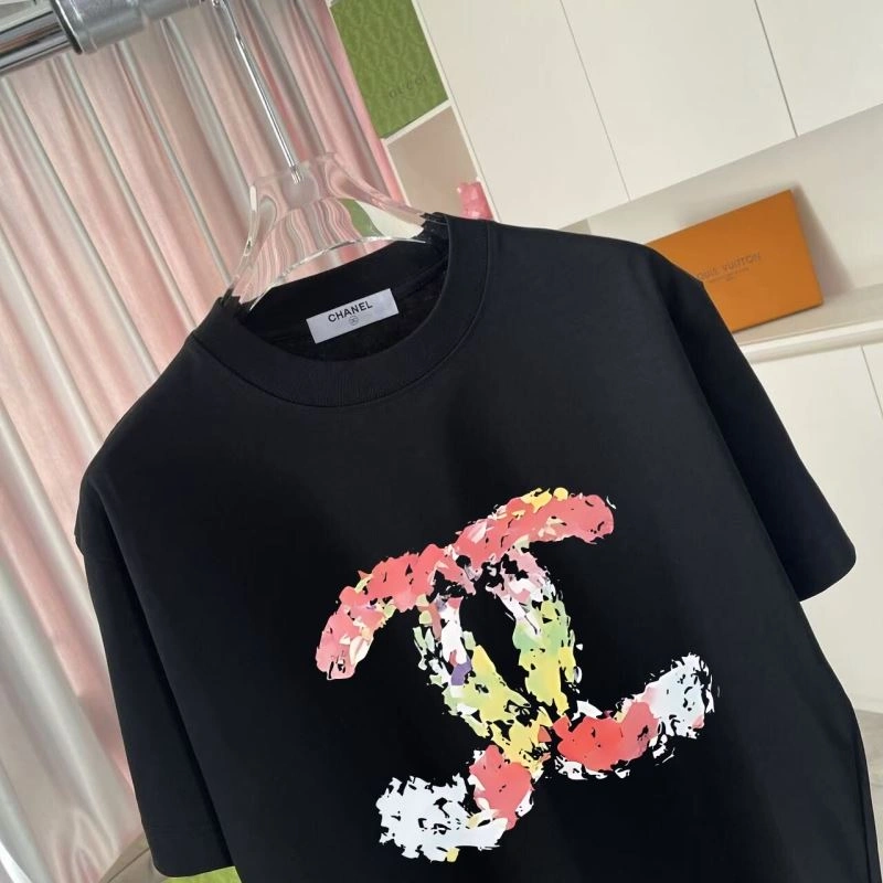 Top match Chanel T-Shirts