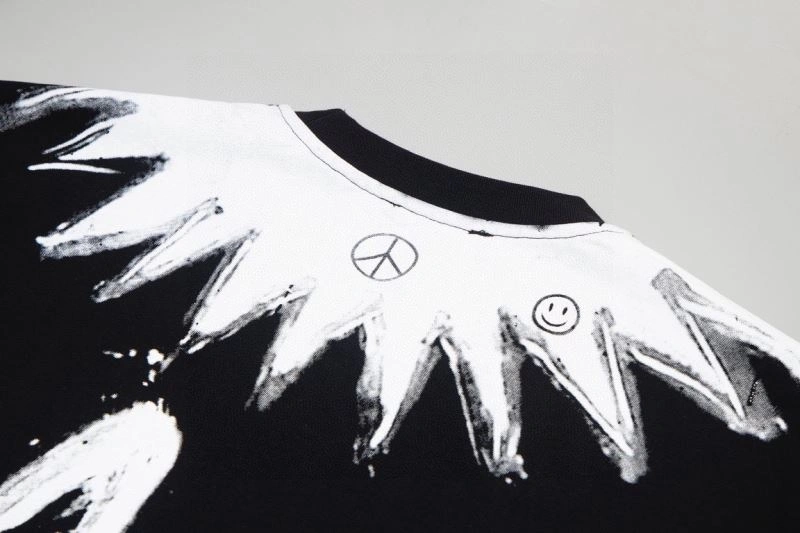 Cut-rate Chanel T-Shirts