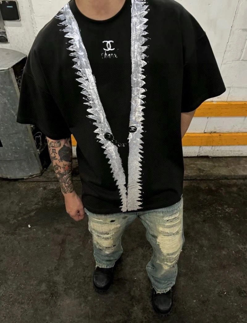 Cut-rate Chanel T-Shirts