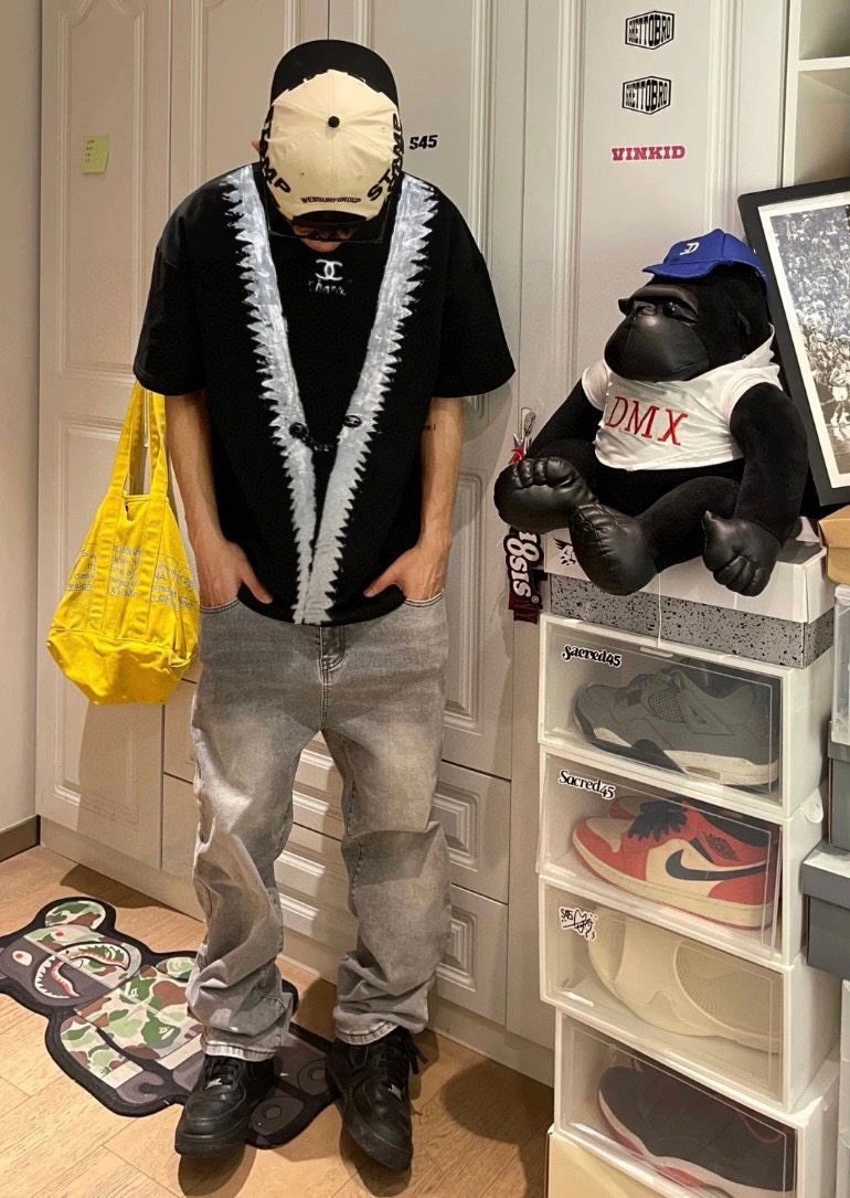 Cut-rate Chanel T-Shirts