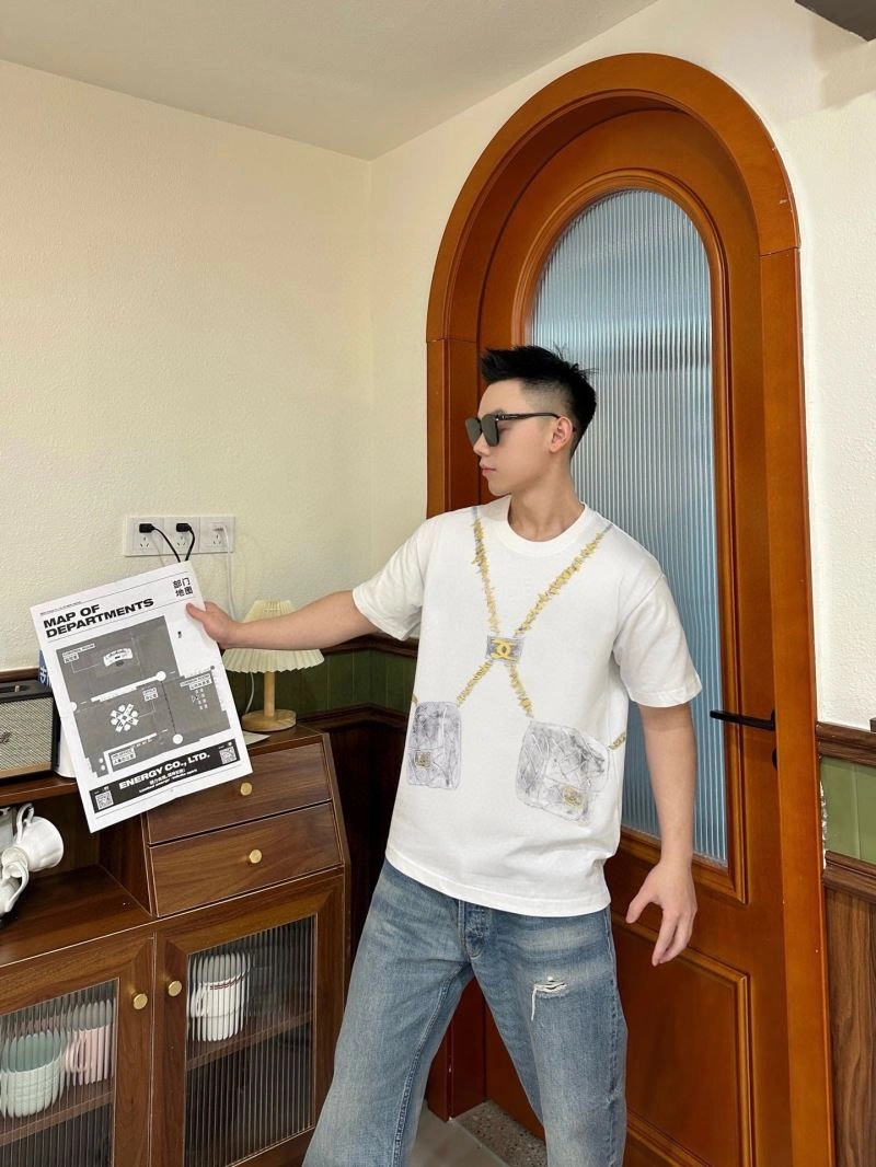 Factory-made Chanel T-Shirts