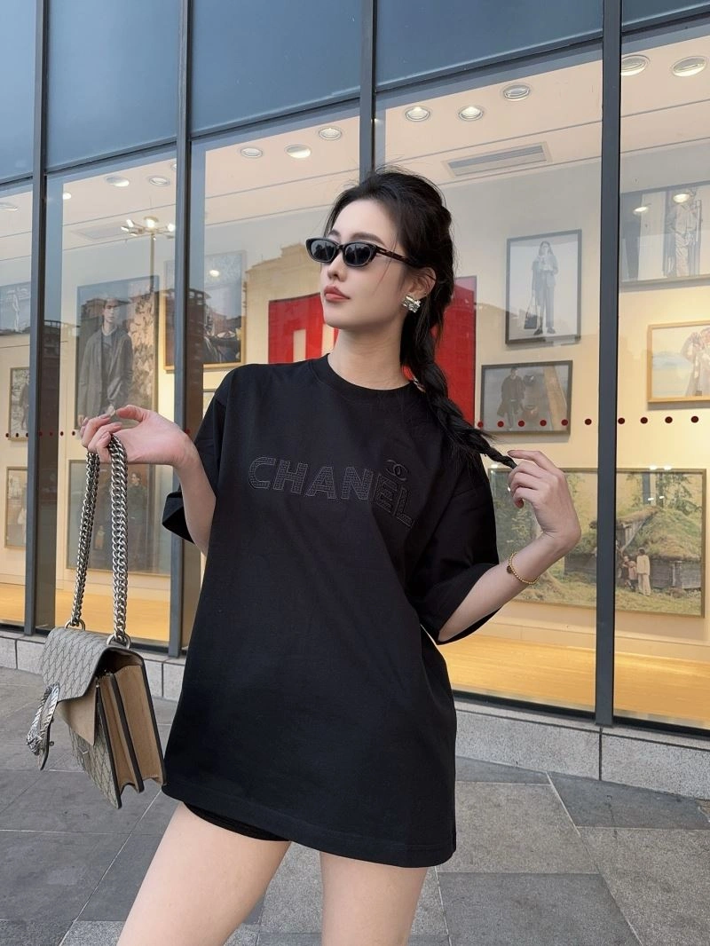 Top mirror Chanel T-Shirts