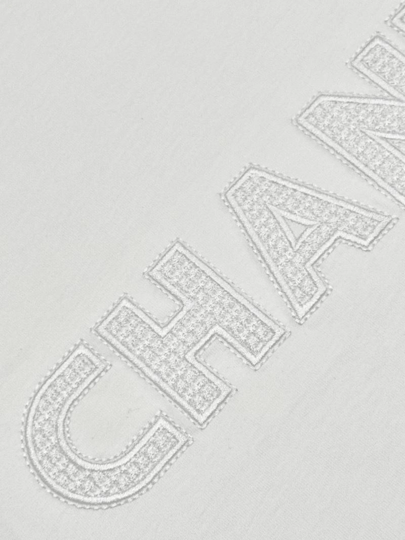 Brand-original Chanel T-Shirts
