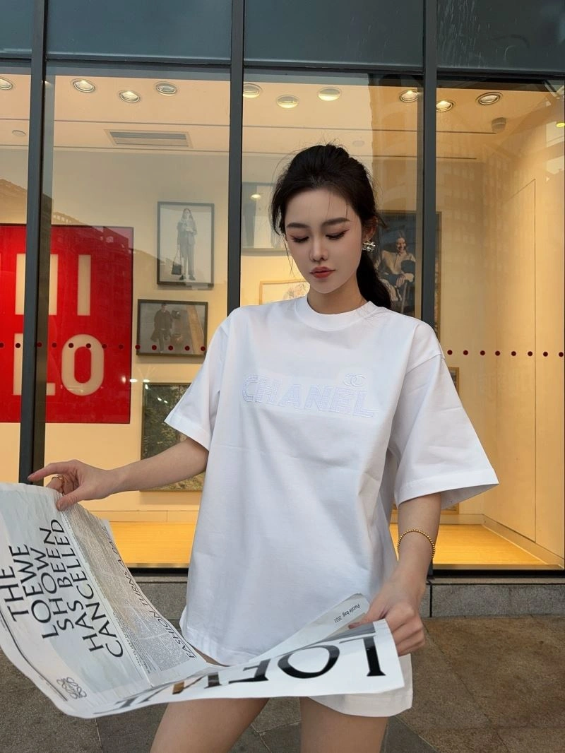 Brand-original Chanel T-Shirts