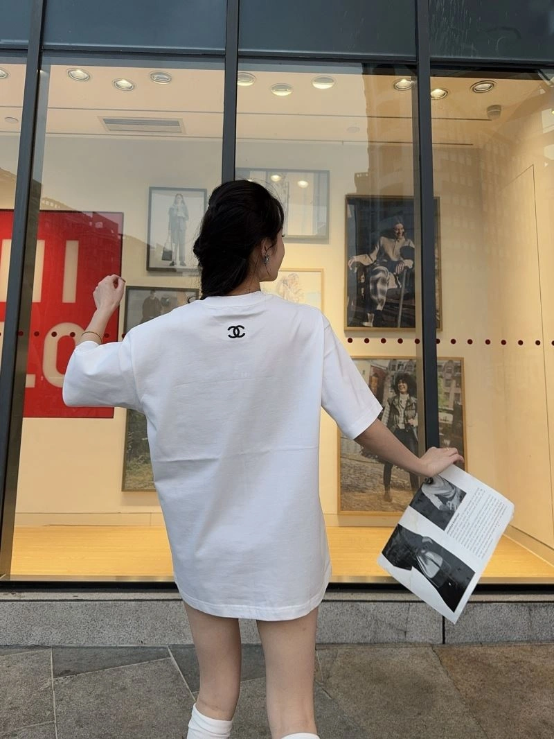 Brand-original Chanel T-Shirts