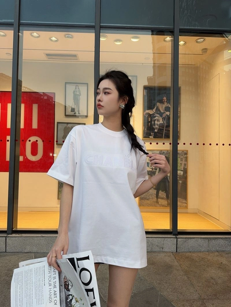 Brand-original Chanel T-Shirts