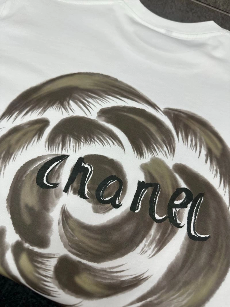 Top mirror Chanel T-Shirts