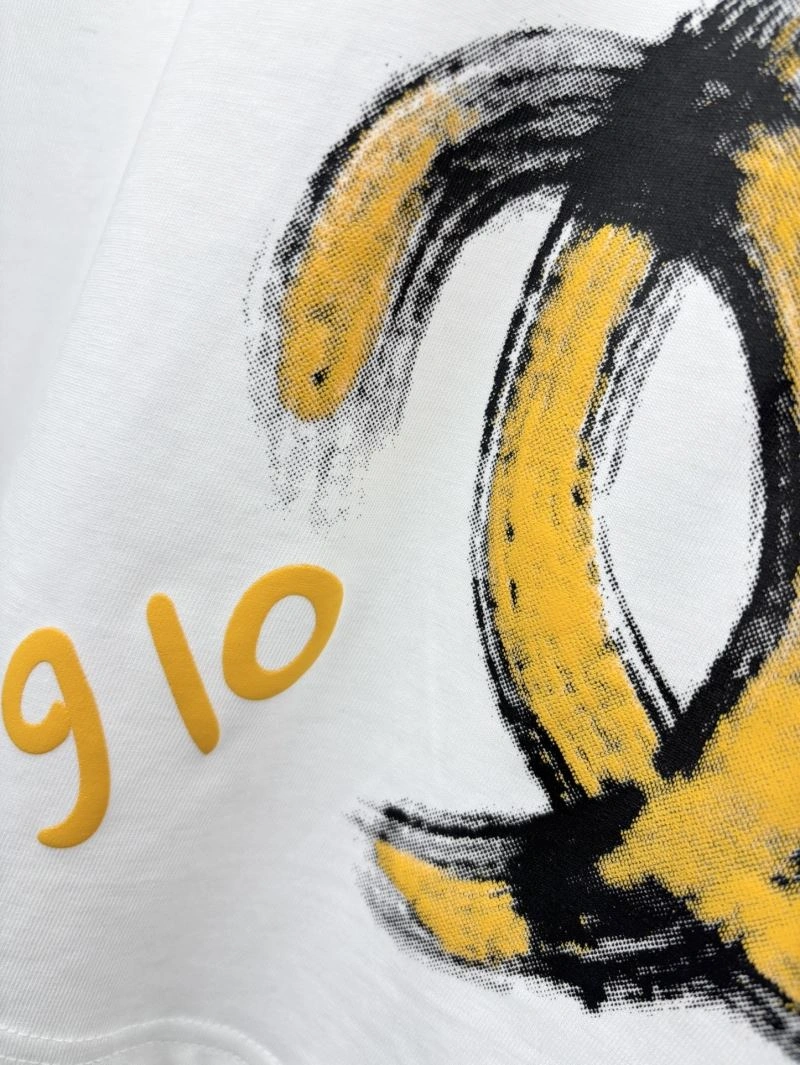 Precise copy Chanel T-Shirts