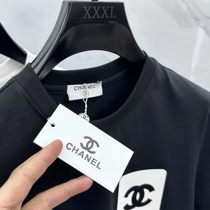 Top match Chanel T-Shirts