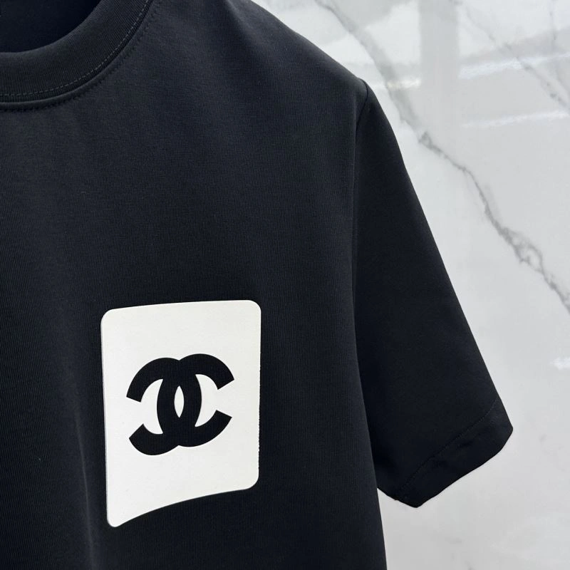 Top match Chanel T-Shirts