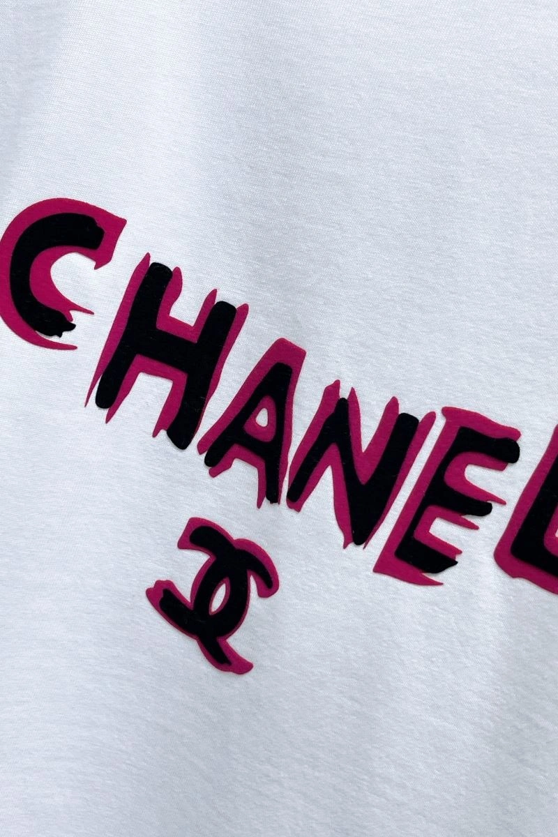 Exact replica Chanel T-Shirts