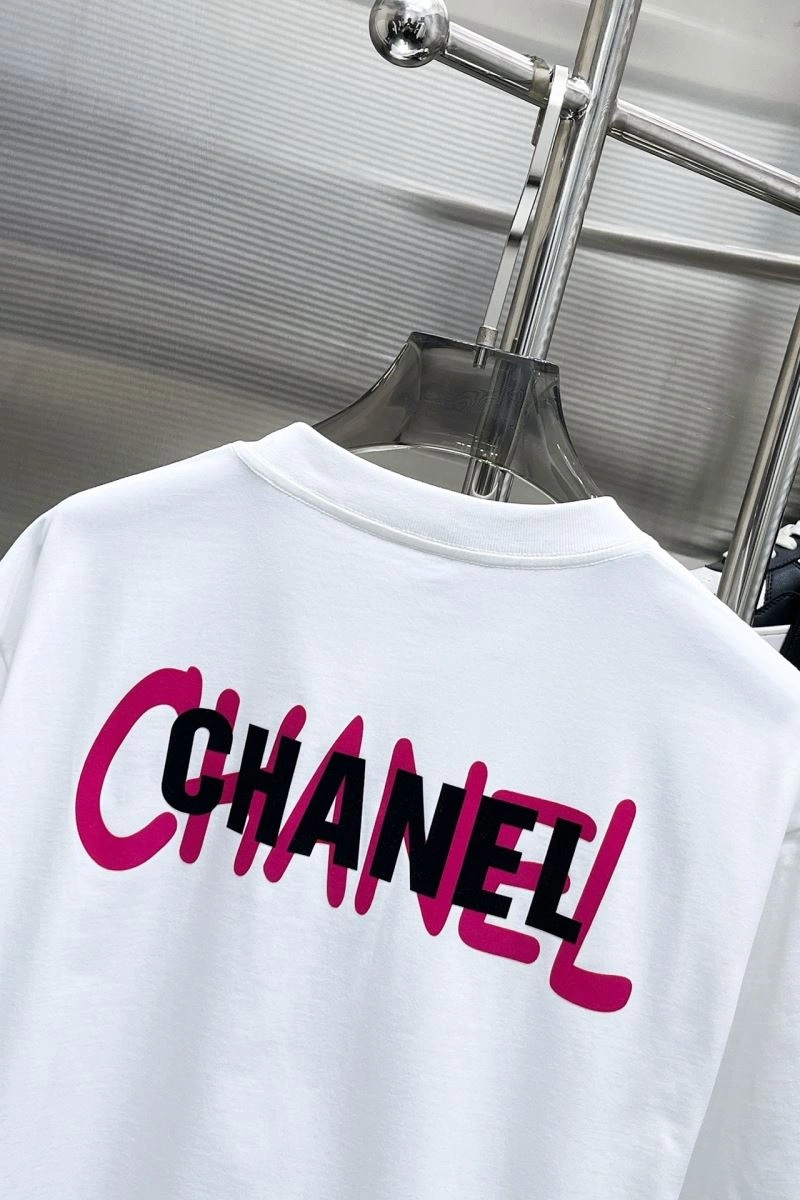 Exact replica Chanel T-Shirts