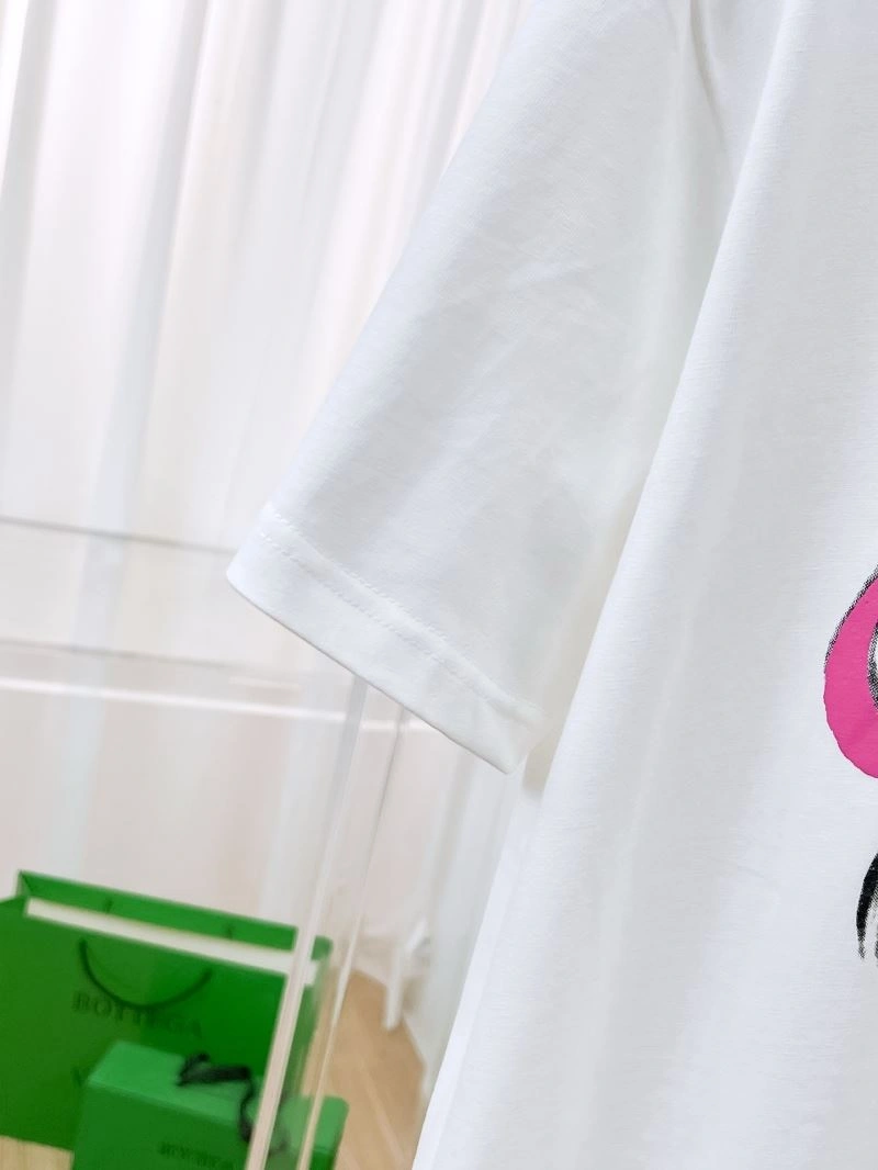 Affordable Chanel T-Shirts