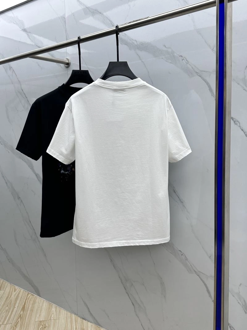 Cut-rate Chanel T-Shirts