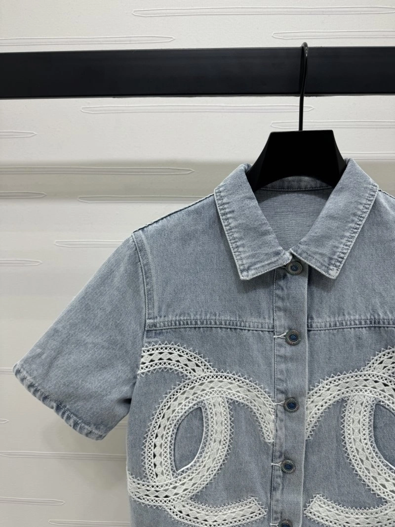 Low-cost Chanel T-Shirts