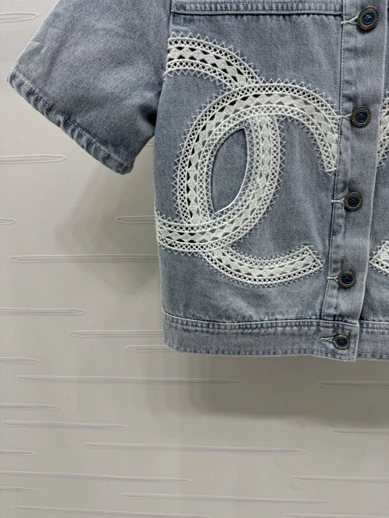 Low-cost Chanel T-Shirts