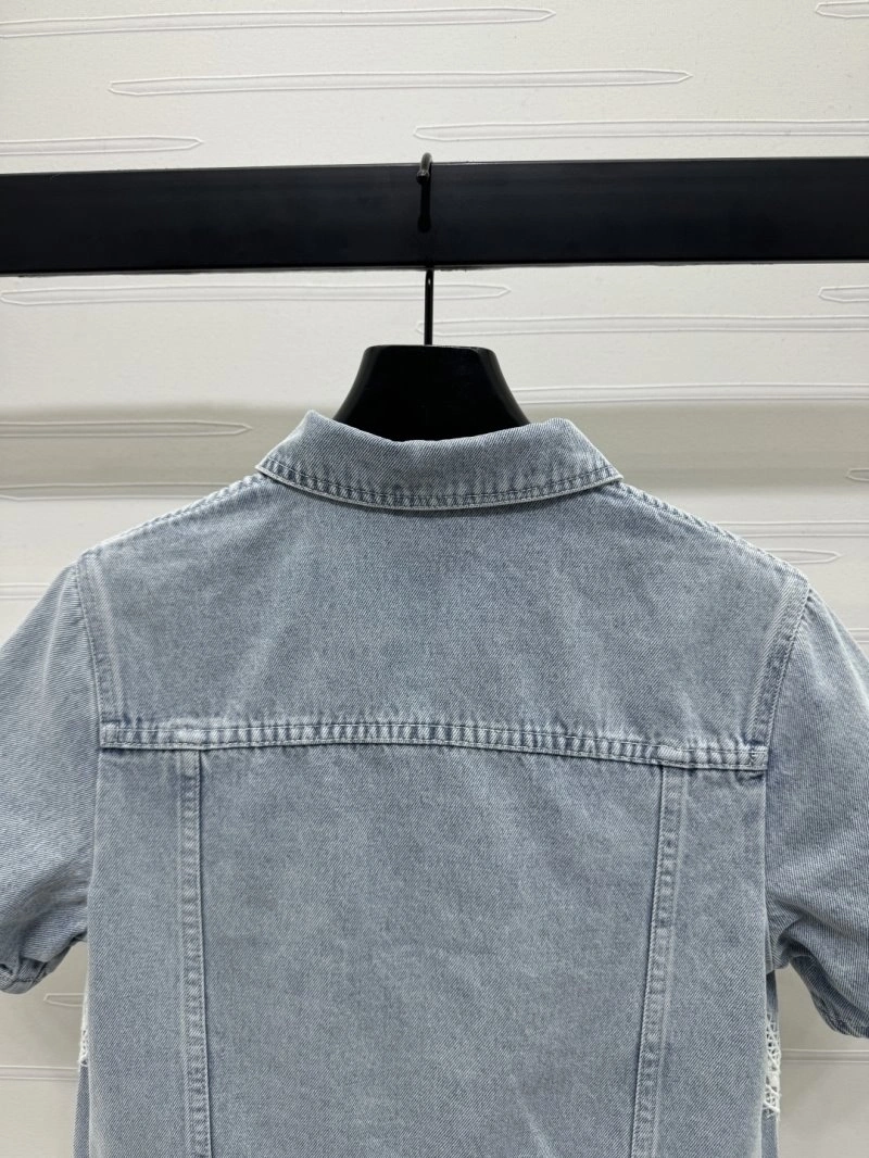 Low-cost Chanel T-Shirts