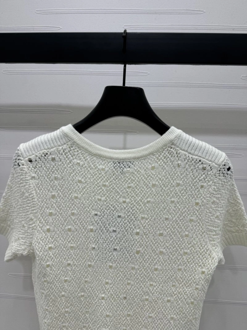 Top match Chanel T-Shirts