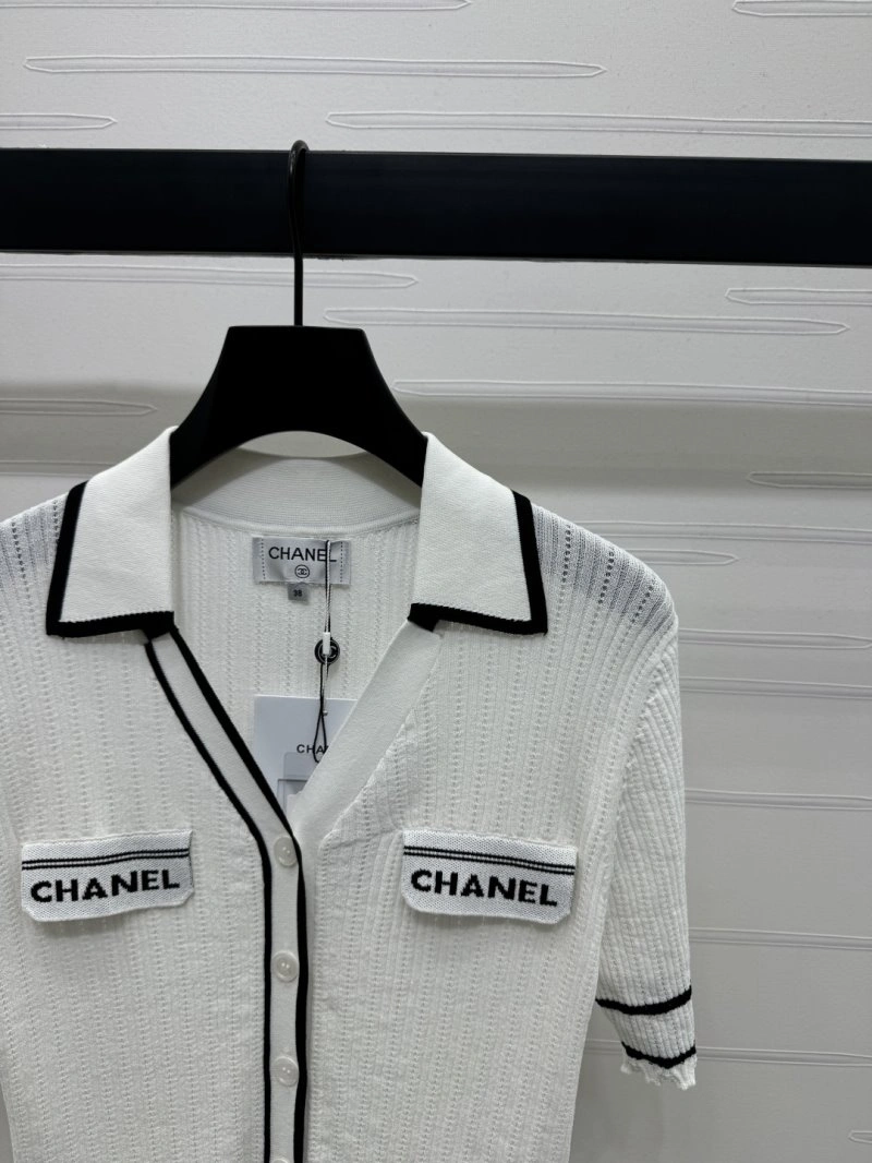 Exact replica Chanel T-Shirts
