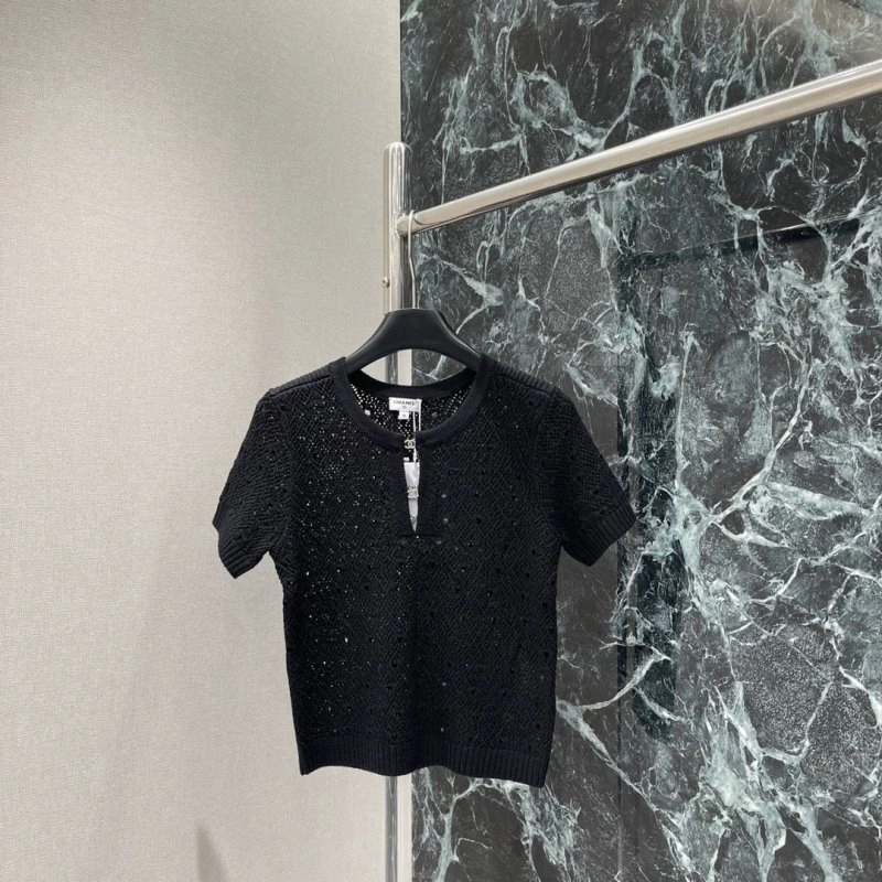 Top match Chanel T-Shirts