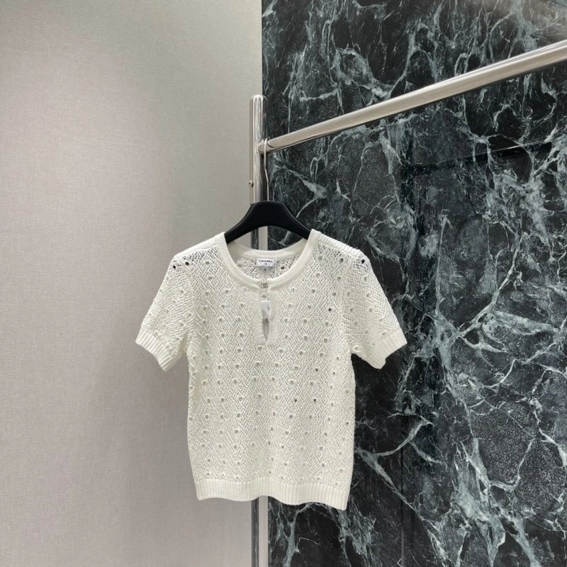 Top match Chanel T-Shirts