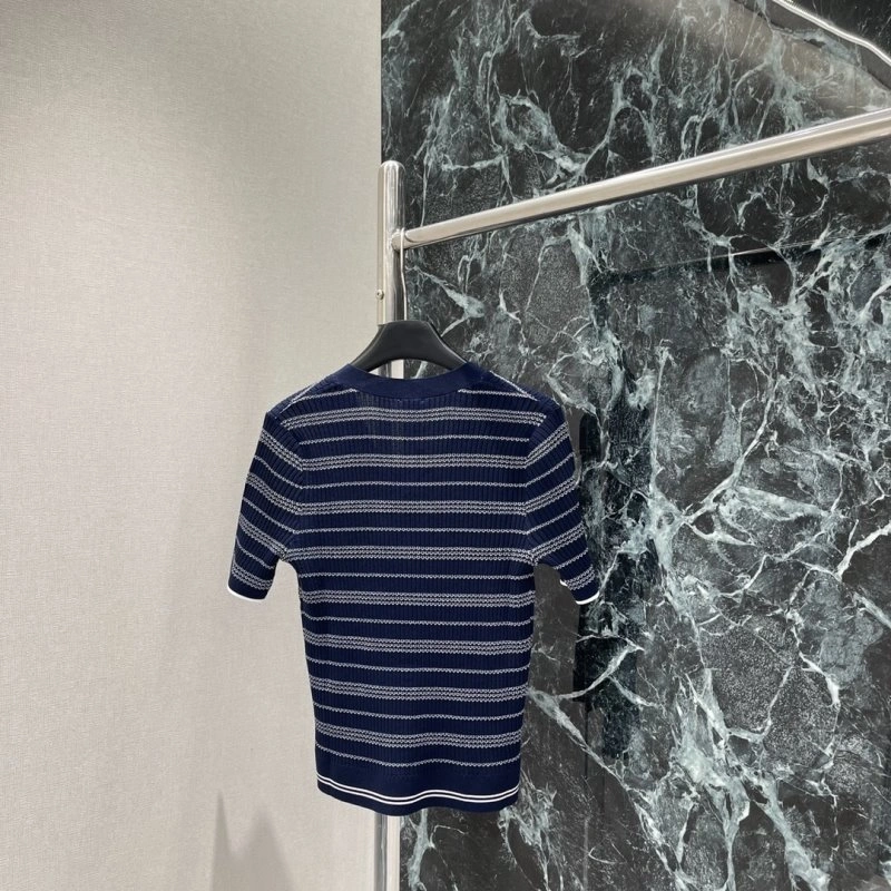 Legit Chanel T-Shirts