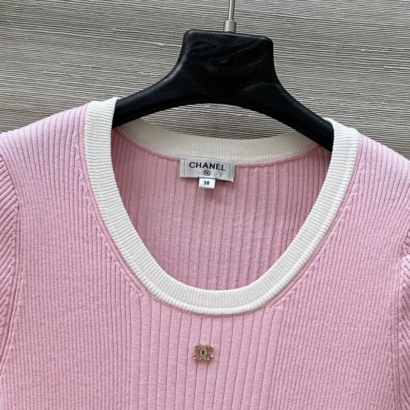 Bargain Chanel T-Shirts