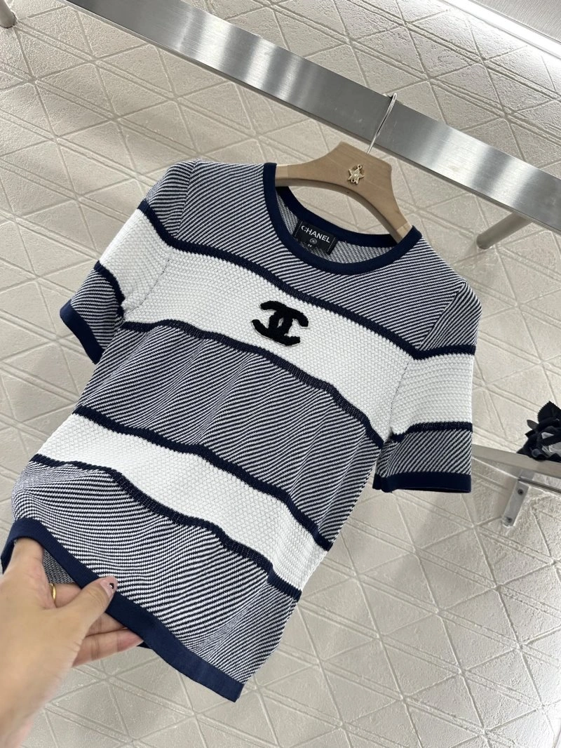 Perfect replica Chanel T-Shirts